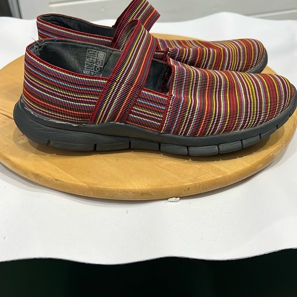 bernie mev. | Shoes | Bernie Mev Womens Slip On Cushioned Multicolored ...